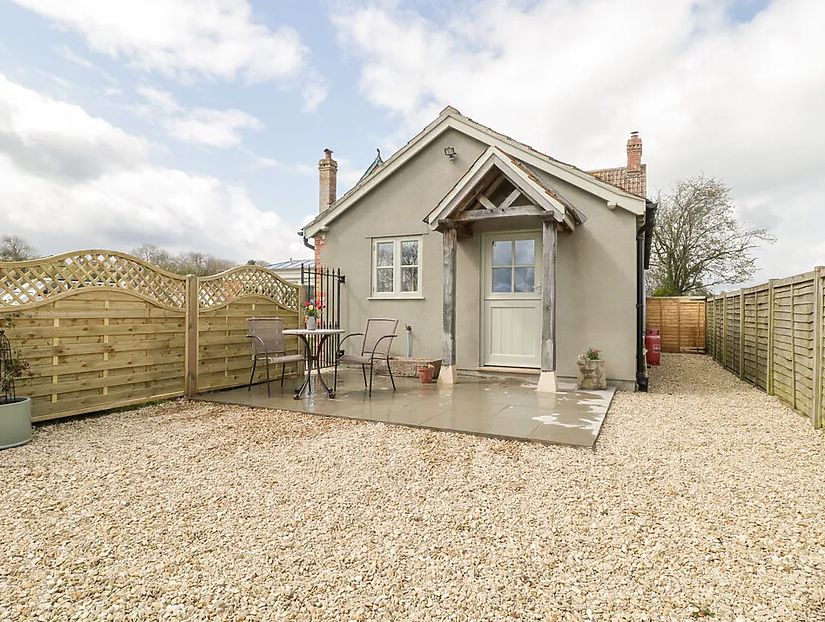 Cottages In Somerset With EV Charging - Cottage With A Hot Tub